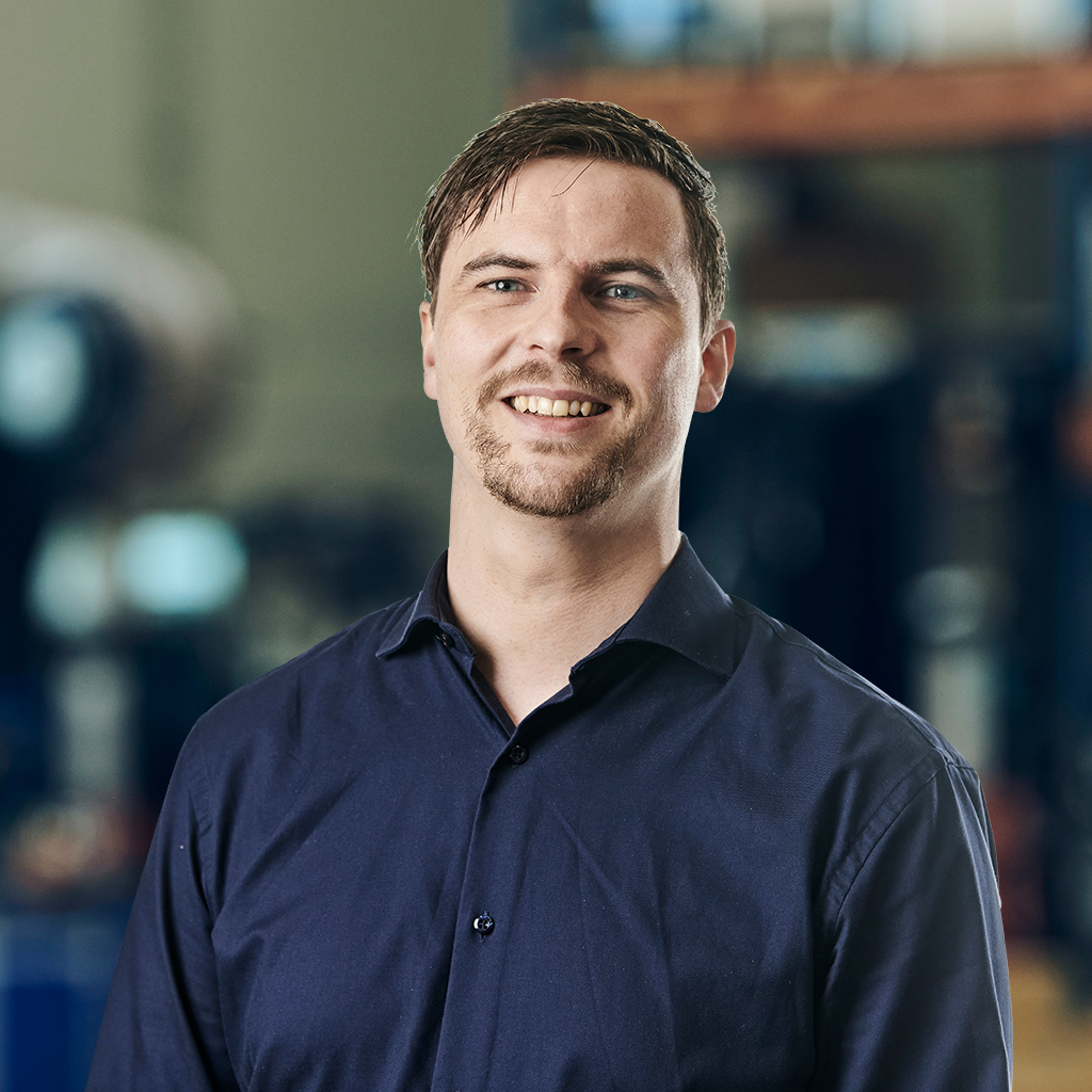 Specialized transfer rotator systems for Aker Solutions