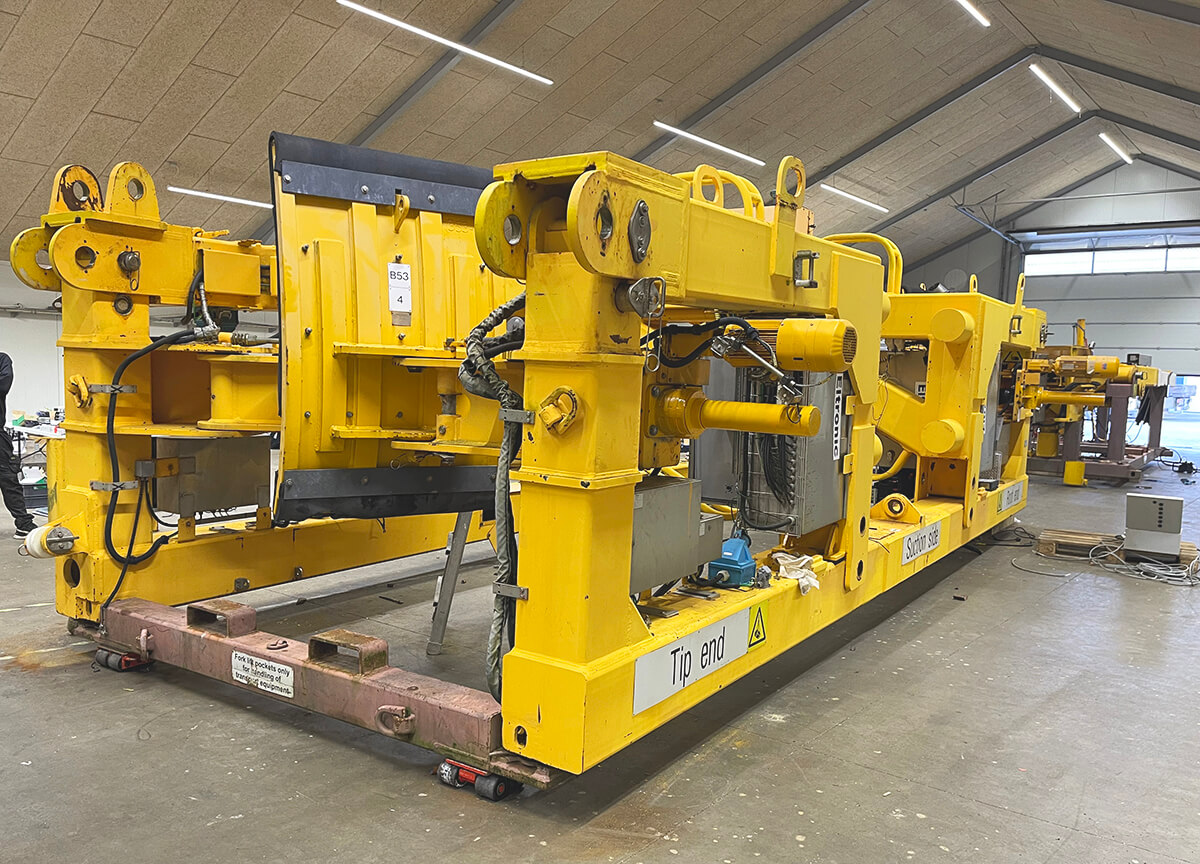 ENABL reconstruct an older IRIS Blade Yoke